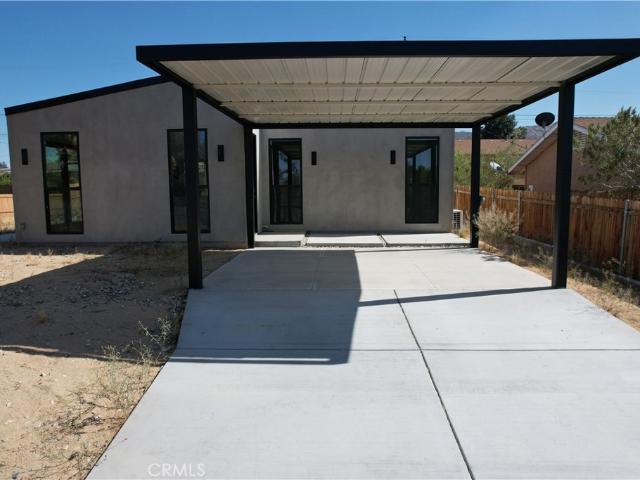 61523 Capilla Drive