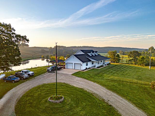 6152 County Road O 527