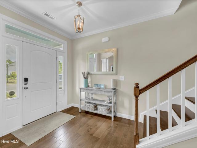6152 Willow Glen Drive