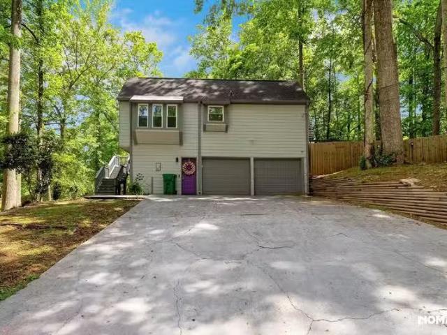 61531082 5000 Rock Glen Dr