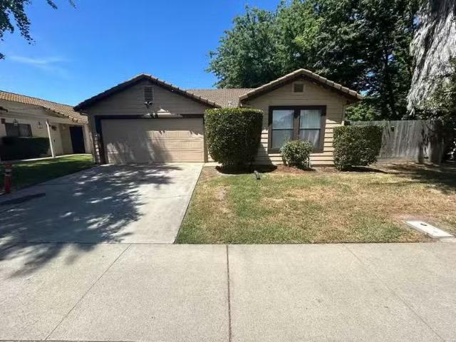 61538536 545 Navarre Pl