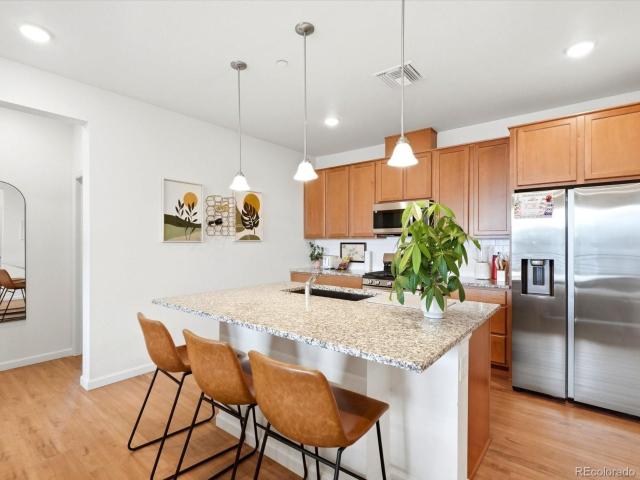 6153 N Ceylon Street # 301