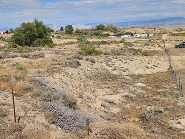 6153 S 1500 Ave E, Naples, UT 84078