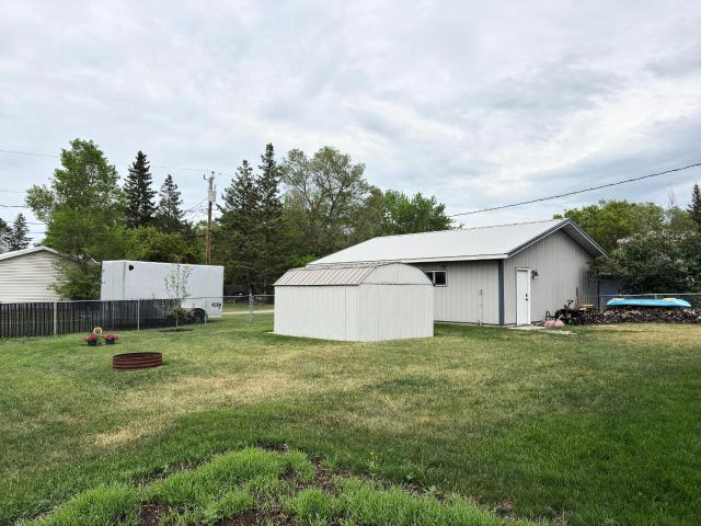615 3rd Street W