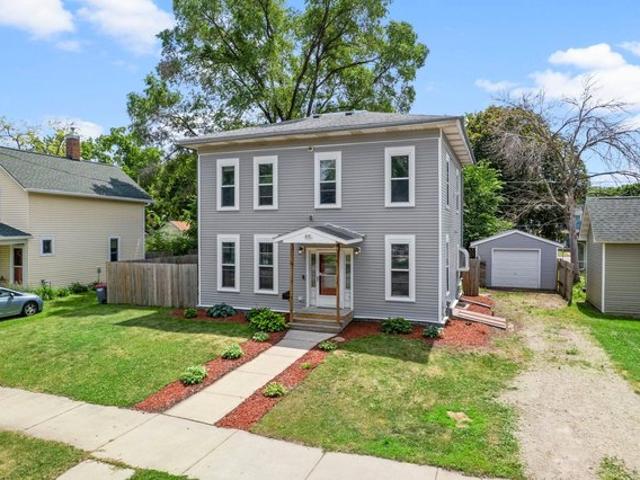 615 1st St NW, Faribault, MN 55021