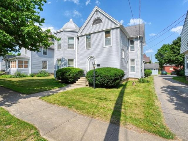 615 2nd St, Jackson, MI 49203