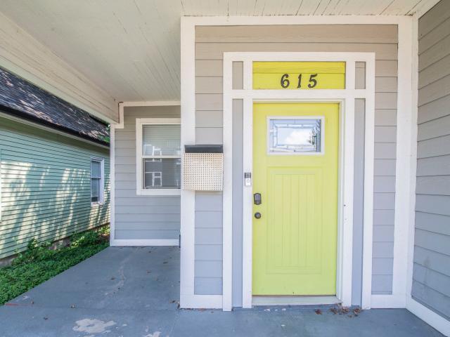 615 Cottage Avenue