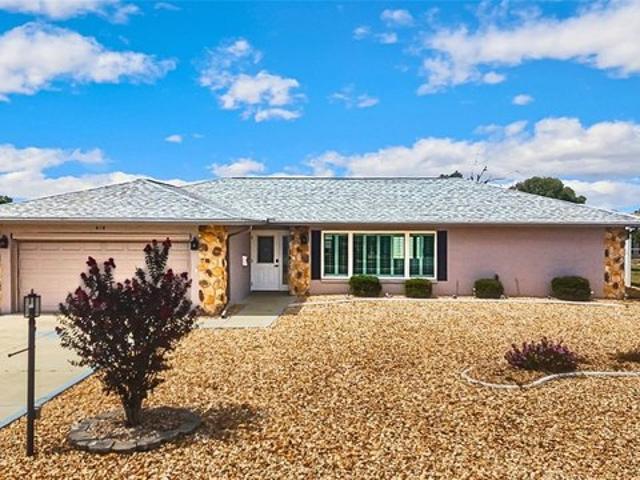 615 Allegheny Dr, Sun City Center, FL 33573