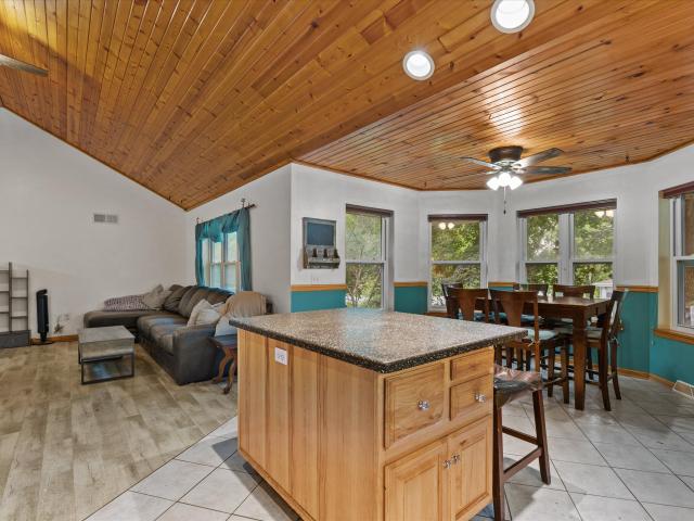 615 Braewood Dr