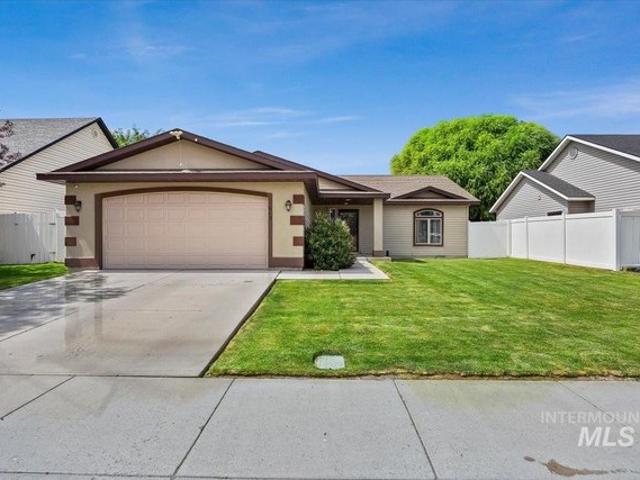 615 Garnet St, Twin Falls, ID 83301
