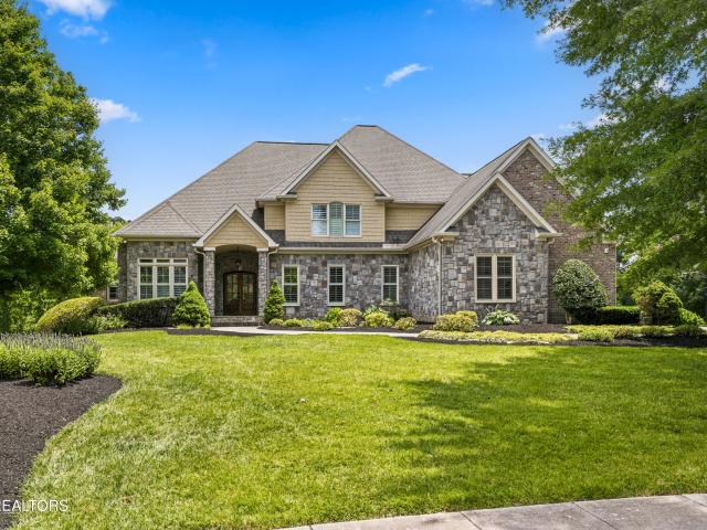 615 Gwinhurst Rd