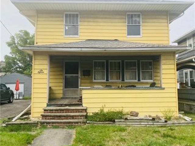 615 Dewey Ave, Elyria, OH 44035