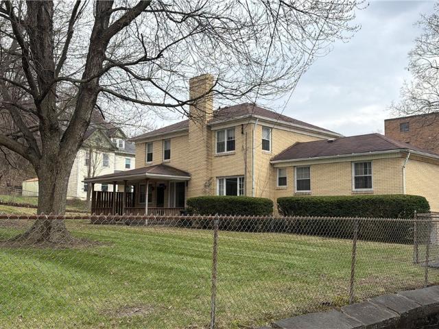 615 E 4th Street