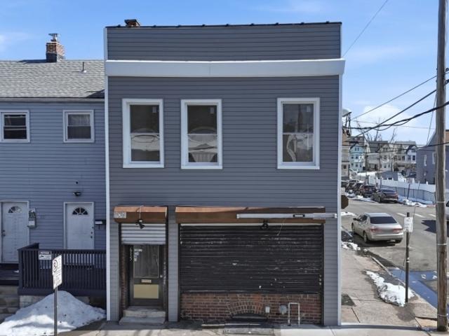 615 E 22Nd St