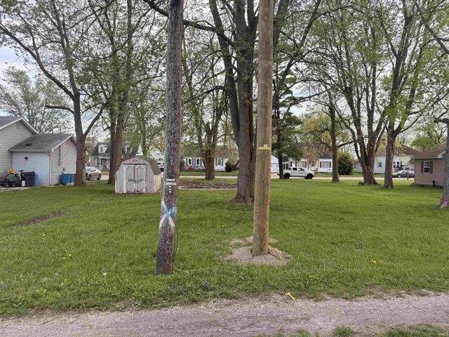 615 E Elm St, Hartford City, IN 47348