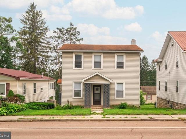 615 E Oak St, Oakland, MD 21550