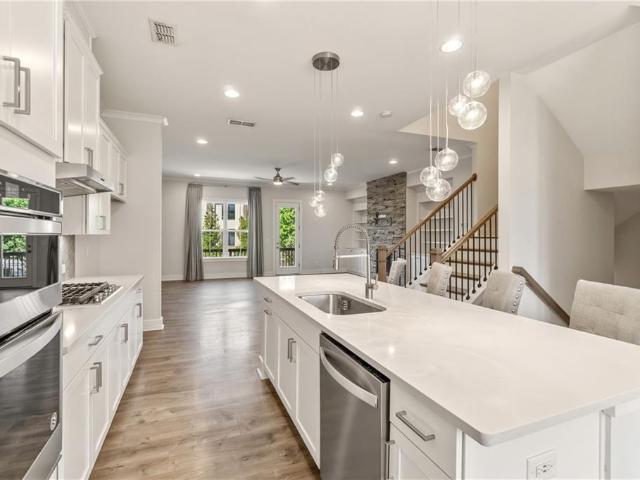 615 Fair View Circle