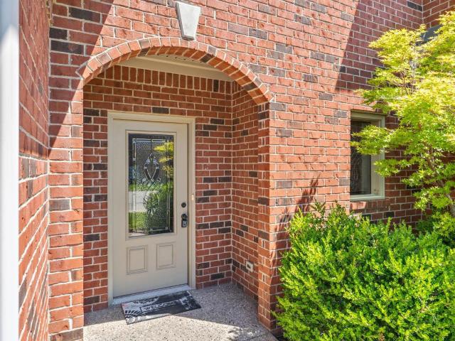 615 Knob Hill Road