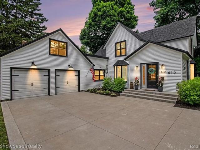 615 Hickory St, Milford Vlg, MI 48381