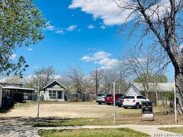615 Indiana St Lot 16/17, San Antonio, TX 78210
