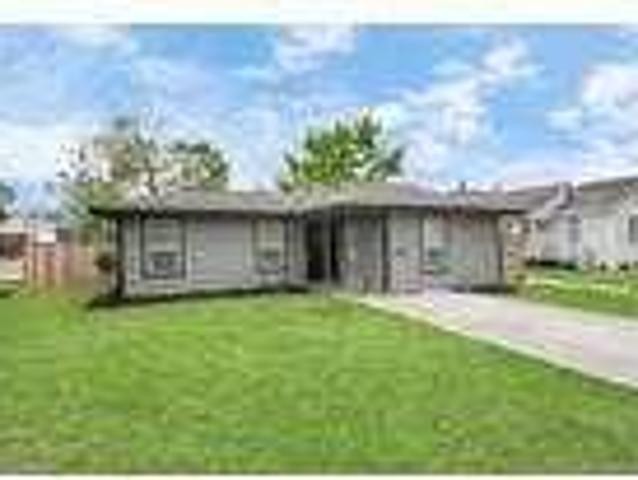 615 Illinois Street South Houston Texas 77587