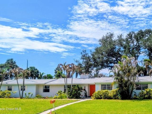 615 Oak Ridge Dr, Indialantic, FL 32903