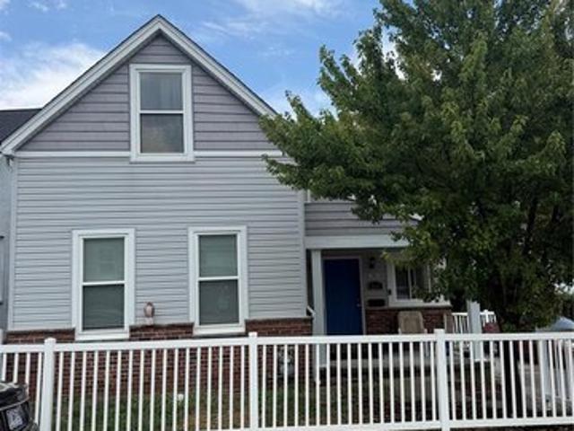 615 Lagro Ave, Saint Louis, MO 63125