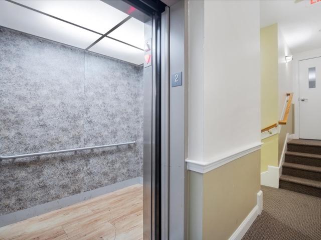 615 Main # 7