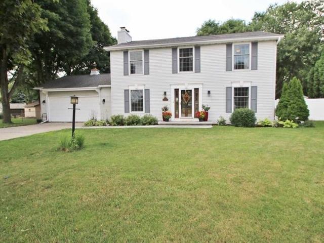 615 Mallard Ct, De Pere, WI 54115