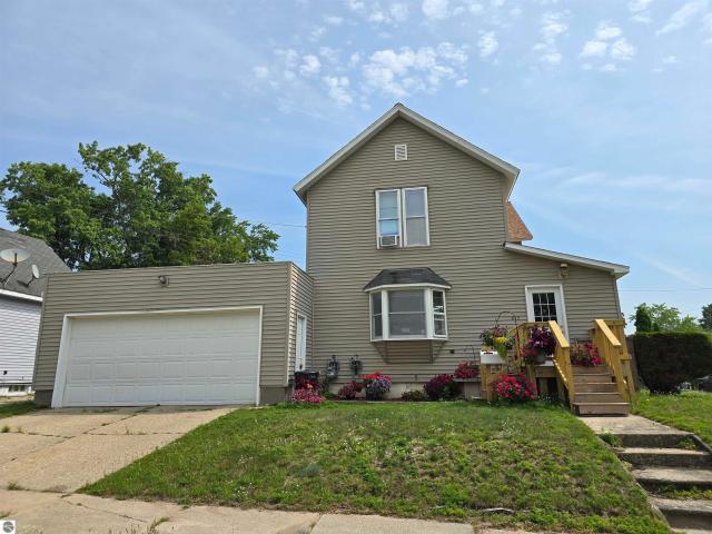 615 Maple Street