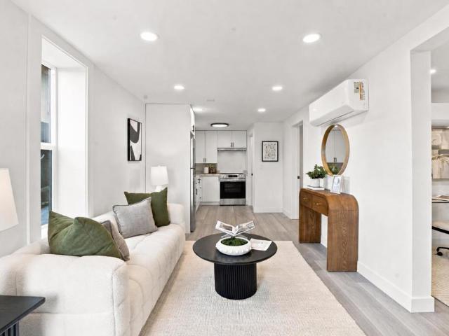 615 Mt Vernon Avenue