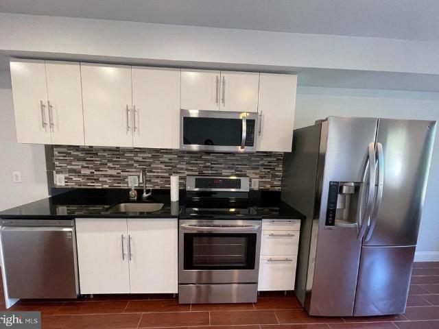 615 N 11Th Street # 3B