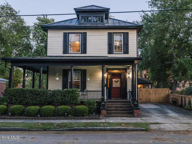 615 New Street