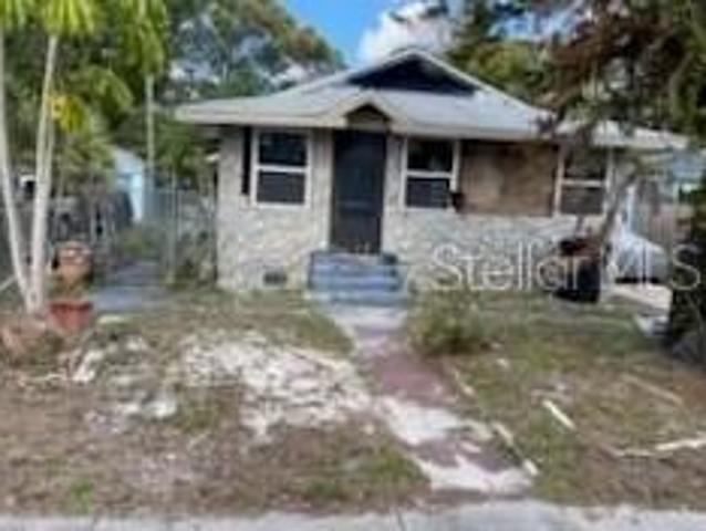 615 Newton Ave S, Saint Petersburg, FL 33701