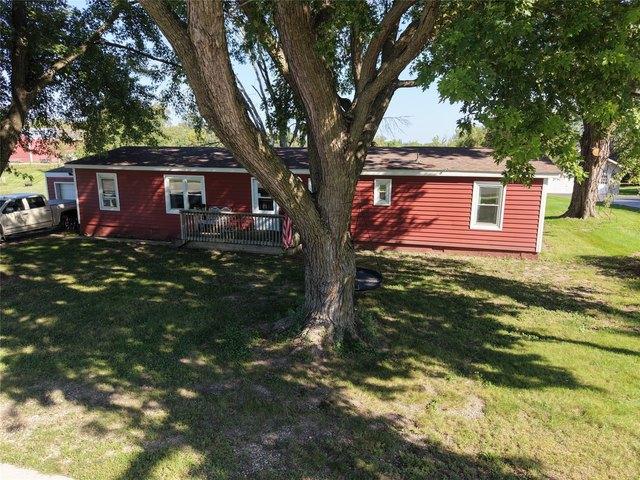 615 NE 2nd St, Stuart, IA 50250
