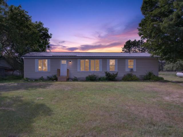 615 NE County Road 571