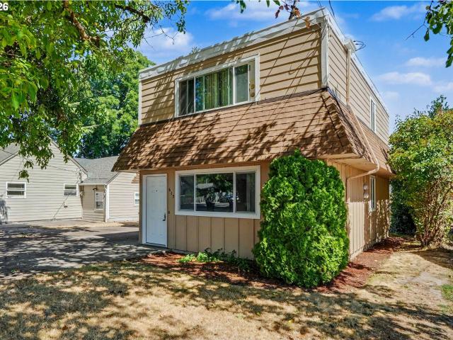 615 NW 11TH ST