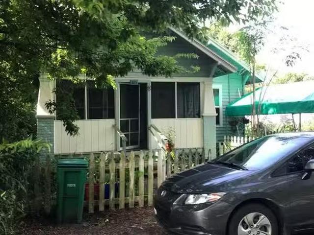 615 NW 6th Avenue 615 Nw 6th Ave