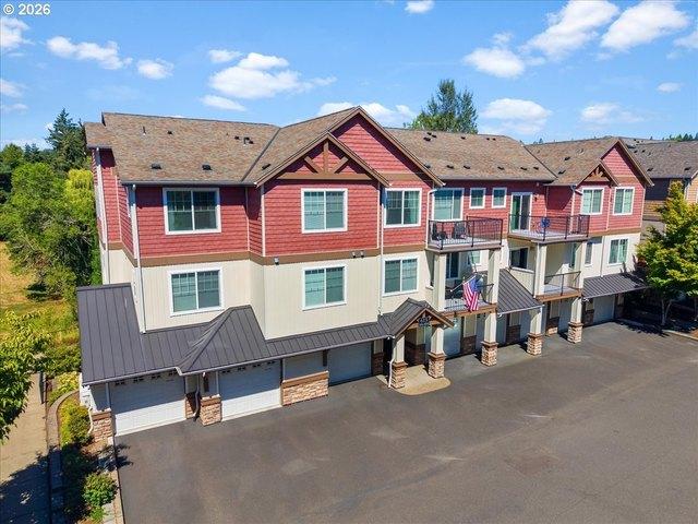 615 NW Lost Springs Ter Unit 404, Portland, OR 97229
