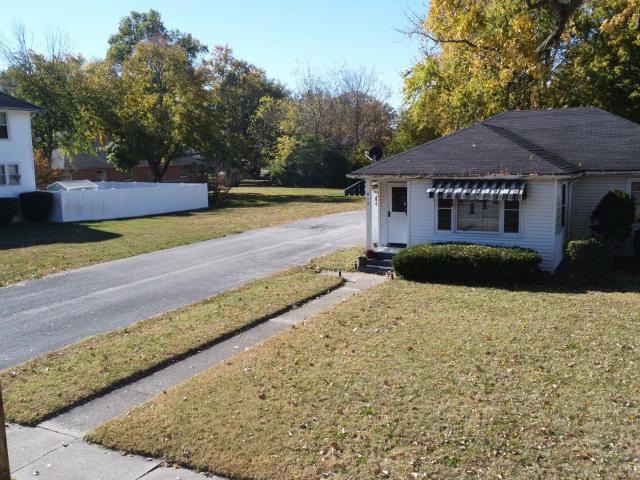 615 S 5th Street