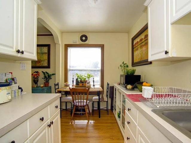 615 S 7th St, Tacoma, WA 98405