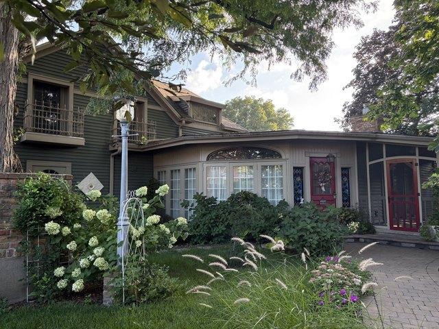 615 S 1st St, Princeton, IL 61356