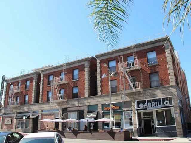 615 S Centre St, San Pedro, CA 90731