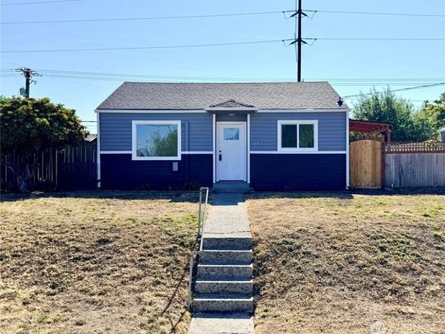 615 S Hawthorne St, Tacoma, WA 98465