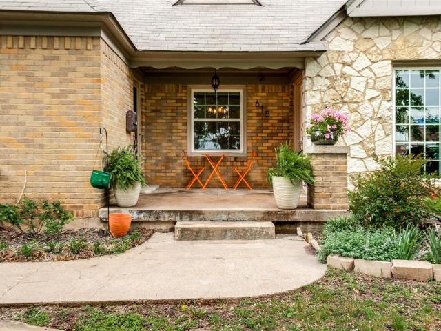 615 S Montclair Ave, Dallas, TX 75208 | MLS #21244 | Compass