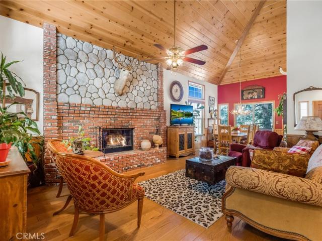 615 San Benito