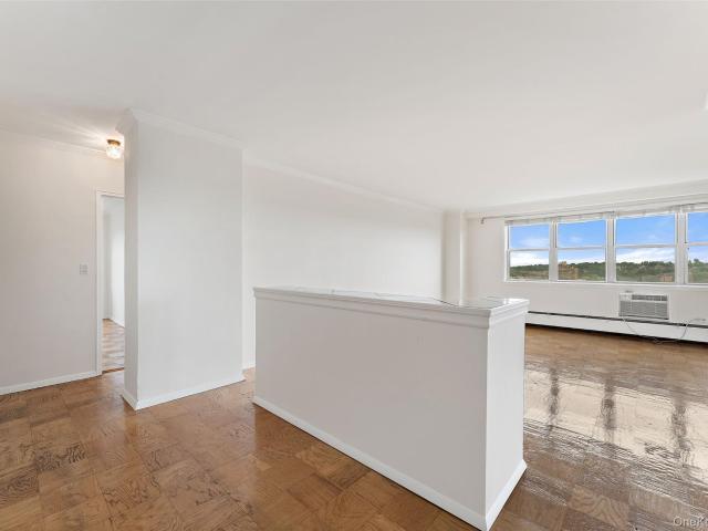 615 Palmer Road 806