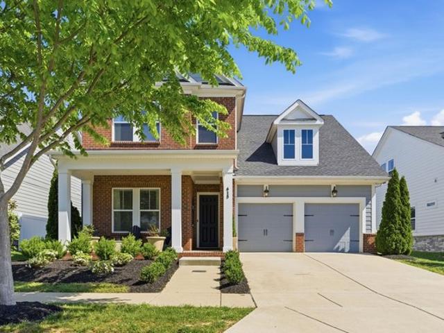 615 Penhurst Pl, Hendersonville, TN 37075
