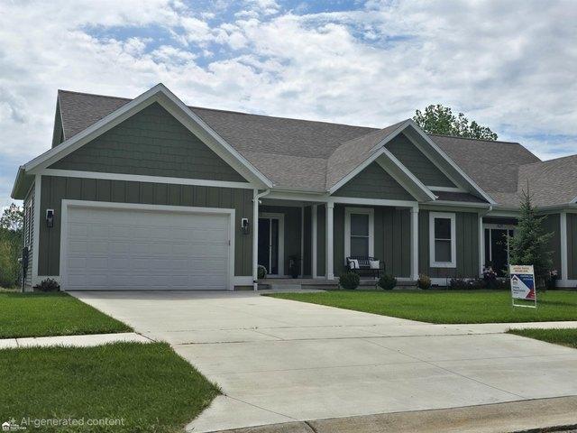 615 Pineview Dr, Belding, MI 48809