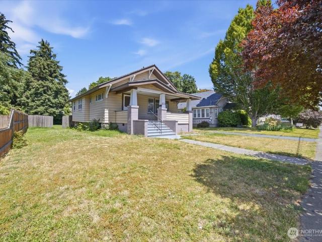 615 Pleasant Street